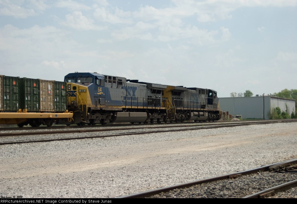 CSX 287,64 W837 military train heads south
